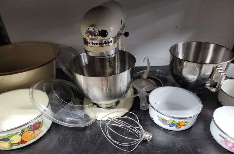 Lot Vintage Metal Cookware, KitchenAid Mixer etc - Dixon's Auction at ...