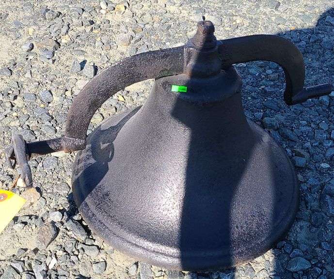 vintage cast iron bell - Dixon's Auction at Crumpton
