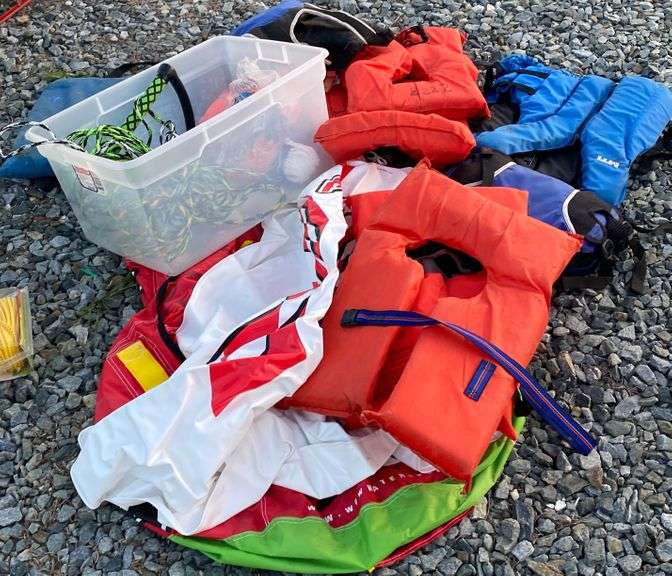 life jackets lot - Dixon's Auction at Crumpton