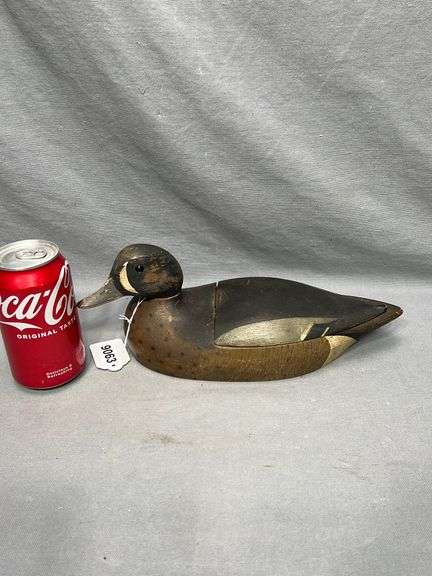 Vintage Duck Decoy Box - Dixon's Auction at Crumpton