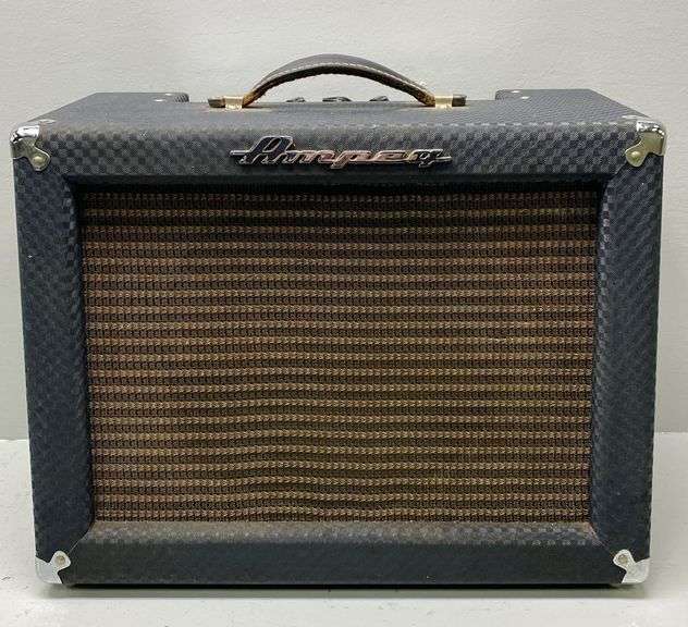 Ampeg Jet Model J-12 Tube Amplifier - Dixon's Auction at Crumpton