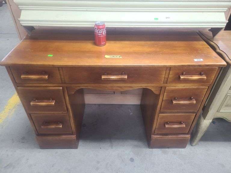 Cushman MCM maple kneehole desk - Dixon's Auction at Crumpton