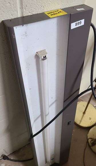 Herman Miller Fluorescent Light - Dixon's Auction at Crumpton