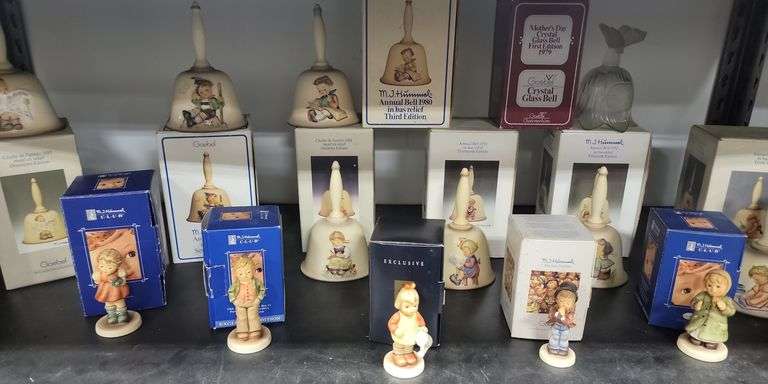 Lot Vintage Hummel Bells & Figurines - Dixon's Auction at Crumpton