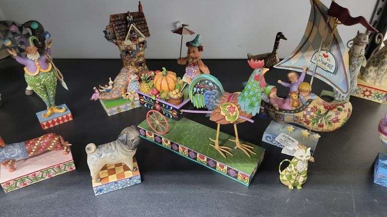 Lot Of Jim Shore Figures & Decor - Dixon's Auction at Crumpton