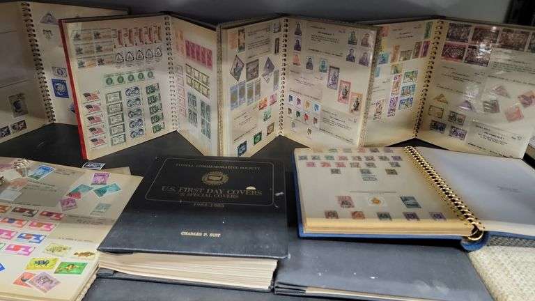 Collection Of Postage Stamps - Dixon's Auction at Crumpton