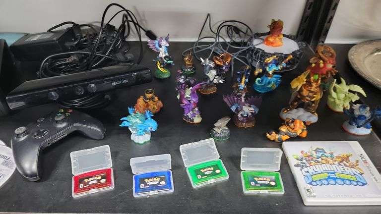 Lot Vintage Xbox360 Console, Games, Pokemon Games Etc - Dixon's Auction ...