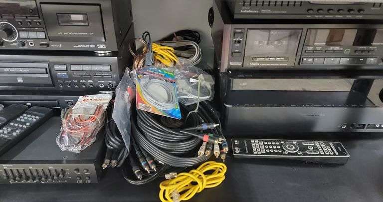Lot Vintage Stereo Equipment + Wires Etc - Dixon's Auction at Crumpton