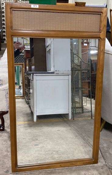MCM Mirror - Dixon's Auction at Crumpton