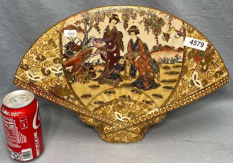 Satsuma Style Fan Sculpture - Dixon's Auction at Crumpton