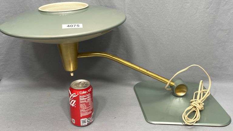 Mcm Dazor Mfg. Corp. Model 2056 Lamp - Dixon's Auction at Crumpton