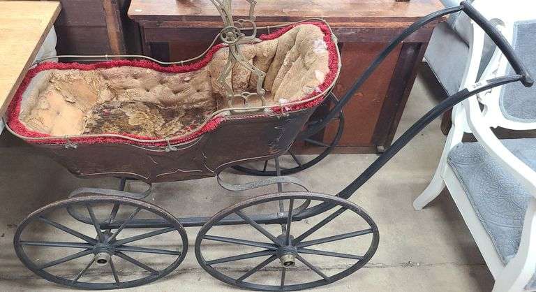 Victorian Stroller, As-Is - Dixon's Auction at Crumpton