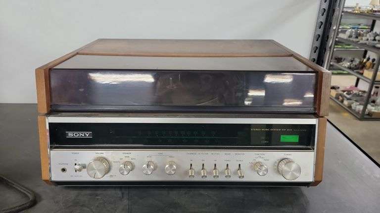 Lot Vintage Sony Stereo System - Dixon's Auction at Crumpton