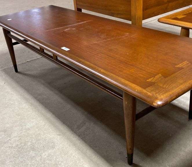 Lane Mcm Coffee Table, Wear To Top - Dixon's Auction at Crumpton