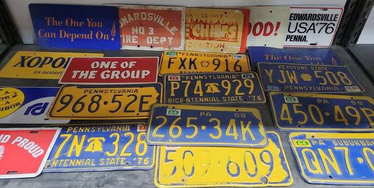 Lot Vintage Car License Plates - Dixon's Auction at Crumpton