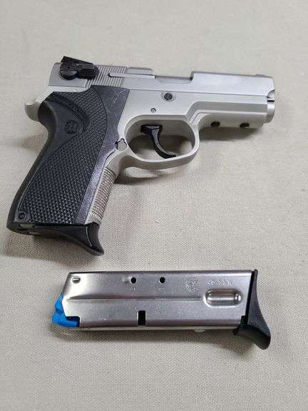 [REGULATED] Smith & Wesson Model 4013TSW Pistol Offered In 40 Caliber ...