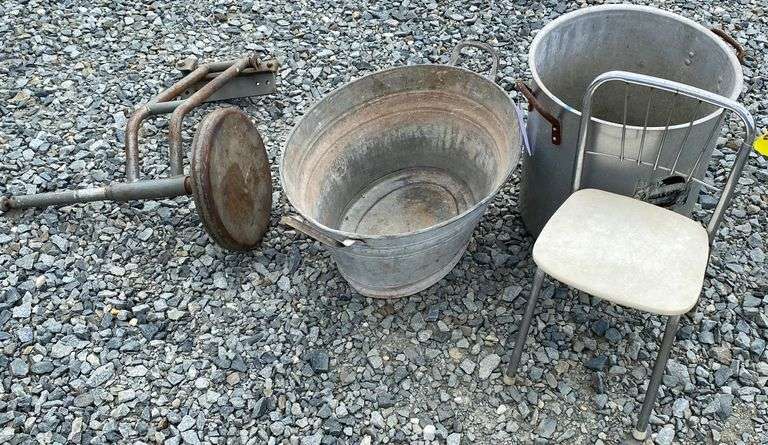 Large Crab, Cooking Pot, Galvanized, Bin, Wall-Mounted, Stall, Child’S ...