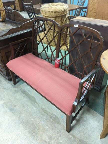 Chinese Chippendale Style Bench - Dixon's Auction at Crumpton