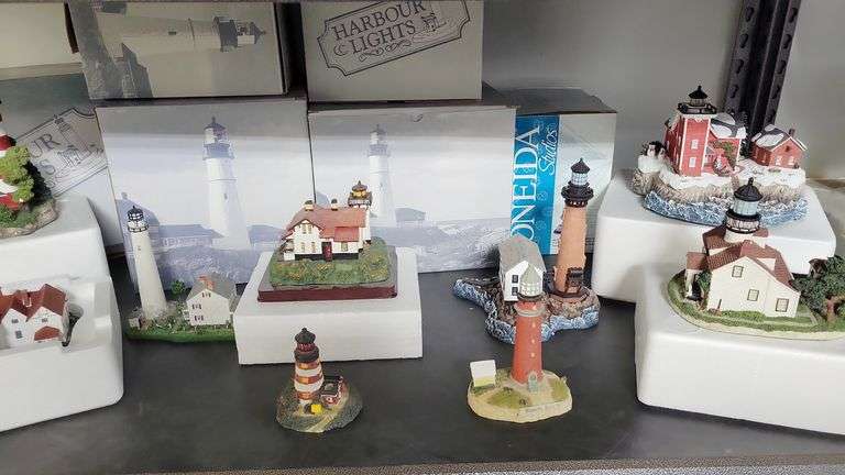Collection Of Harbor Lights Lighthouses - Dixon's Auction at Crumpton