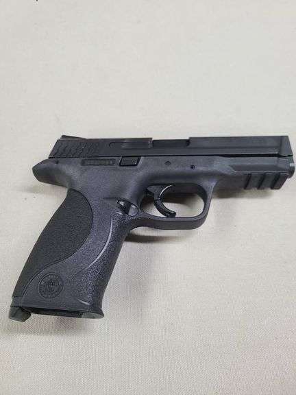 [REGULATED] Smith & Wesson Model M&P 40 Pistol Offered In 40 S&W Caliber No Mags Unless FFL ...