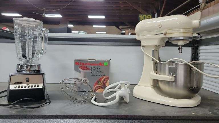 Vintage Kitchenaid Mixer, Osterizer Blender Etc - Dixon's Auction at ...