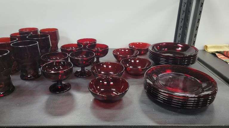 Lot Vintage Ruby Red Dishes - Dixon's Auction at Crumpton