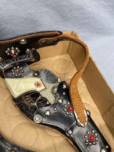 Vintage Lone Ranger Cap Guns With Belt Rig - Dixon's Auction at Crumpton