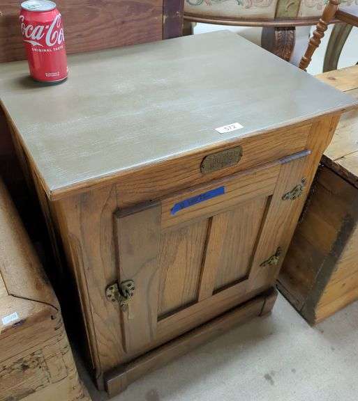 White Clad Oak End Table - Dixon's Auction at Crumpton