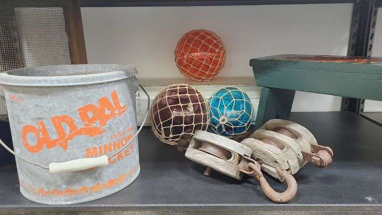 Lot Net Float Balls, Live Well, Block & Tackle - Dixon's Auction at ...