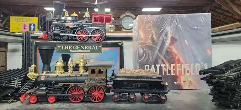 The General Locomotive & Jb Turner Trains, Track Battlefield 1 Figure ...