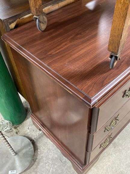 Kincaid Dresser - Dixon's Auction at Crumpton