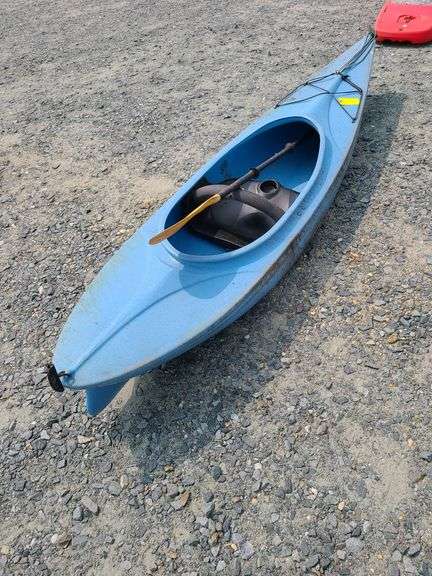 Trinity Bay Boat Company Kayak. - Dixon's Auction at Crumpton