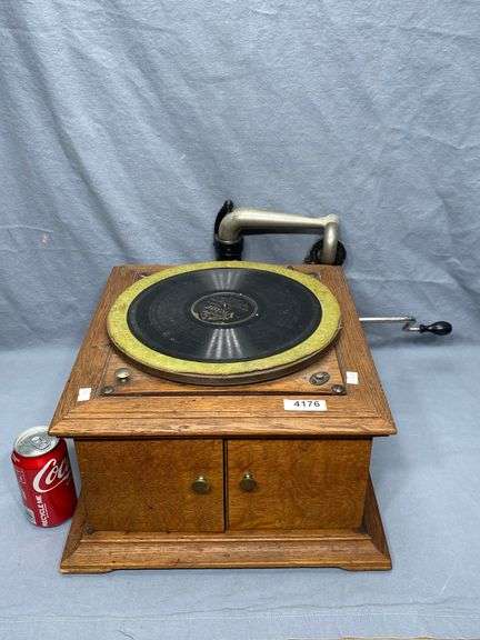 Antique Victor Victrola Model Vv-Vi - Dixon's Auction at Crumpton