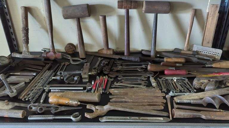 Lot Of Vintage Hand Tools - Dixon's Auction at Crumpton