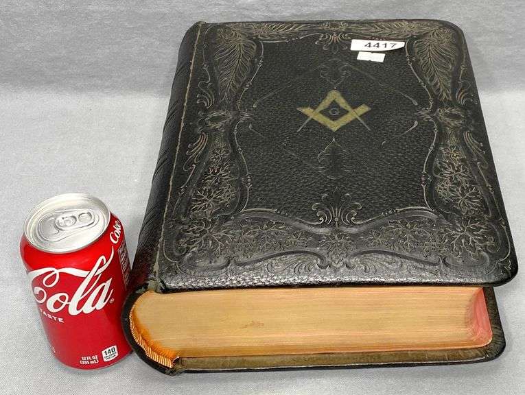 Antique Masonic Family Bible - Dixon's Auction at Crumpton