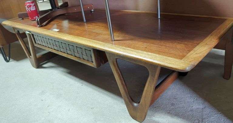 Lane MCM Coffee Table - Dixon's Auction at Crumpton