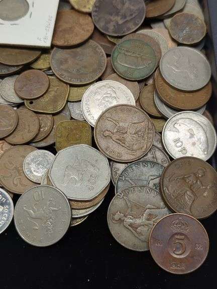 Large Lot Of Foreign Coins - Dixon's Auction at Crumpton
