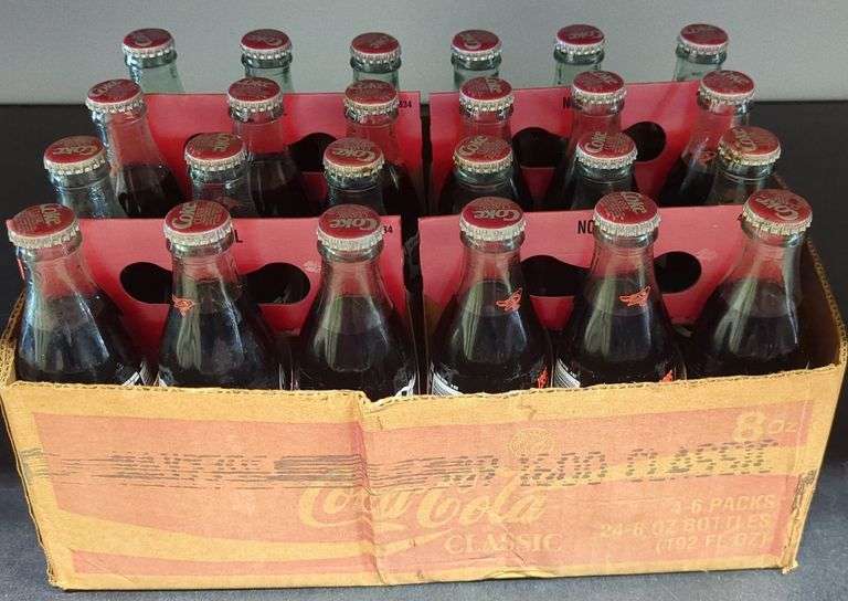 Lot Of Vintage Coca Cola Bottles - Dixon's Auction at Crumpton