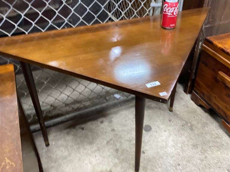 MCM Triangular Corner Table - Dixon's Auction at Crumpton