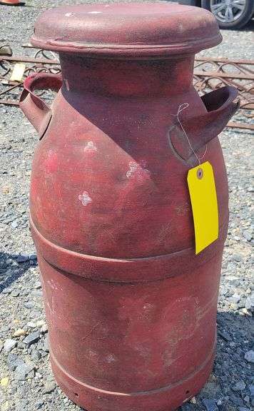 Red Milk Can - Dixon's Auction at Crumpton