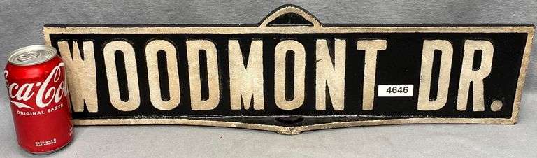 Vintage Woodmont Dr. Street Sign - Dixon's Auction at Crumpton