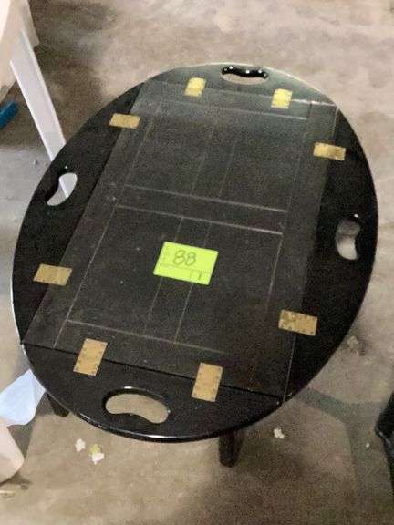 Black servers table - Diamond G Auctioneers