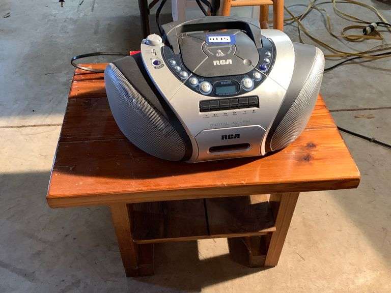 RCA Portable Stereo & End Table - Delaware Auction Center