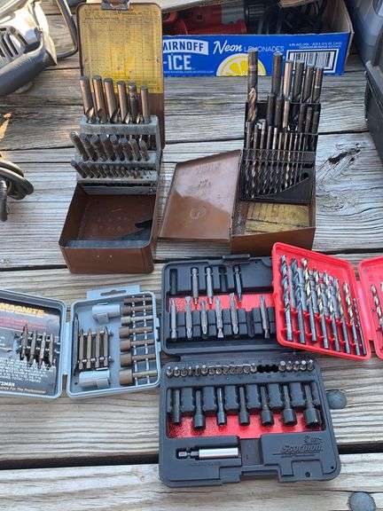 Assorted Drill Bits & Drivers - Delaware Auction Center
