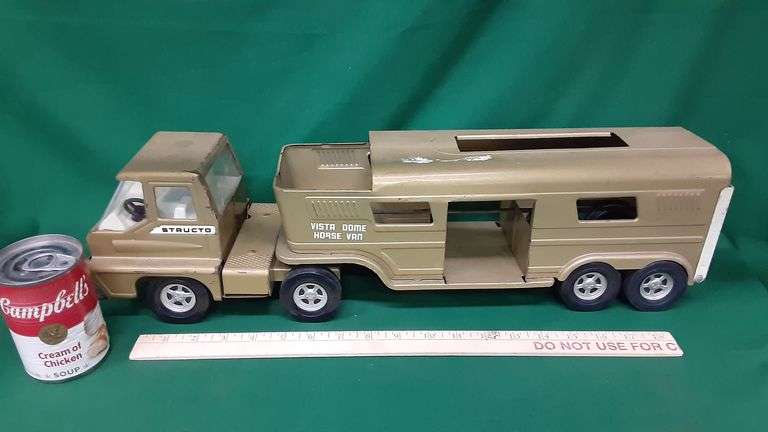 Vintage Pressed Steel Structo Vista Dome Horse Van - Delaware Auction ...