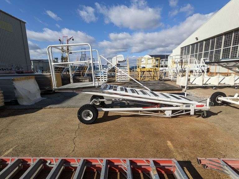 Victory Ground Support B-1 Maintenance Stand / Platform - Delaware ...