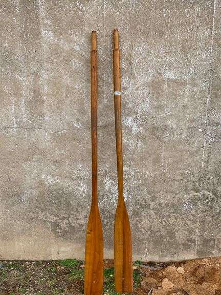 Wooden Boat Oars - Delaware Auction Center