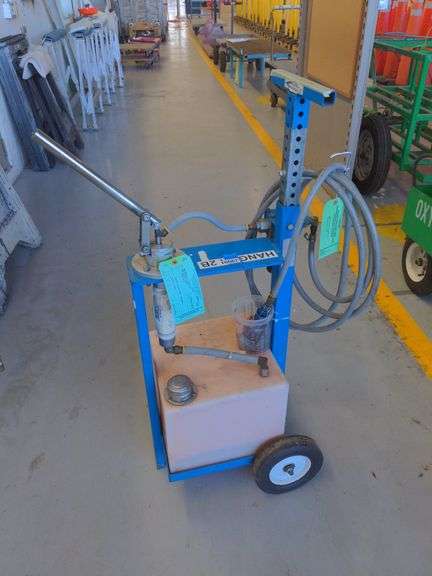 Tronair Hydraulic Service Cart - Delaware Auction Center