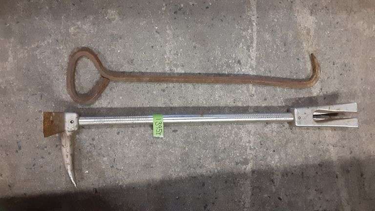 Paratech Fire / Rescue Tool & Iron Forged Hook - Delaware Auction Center