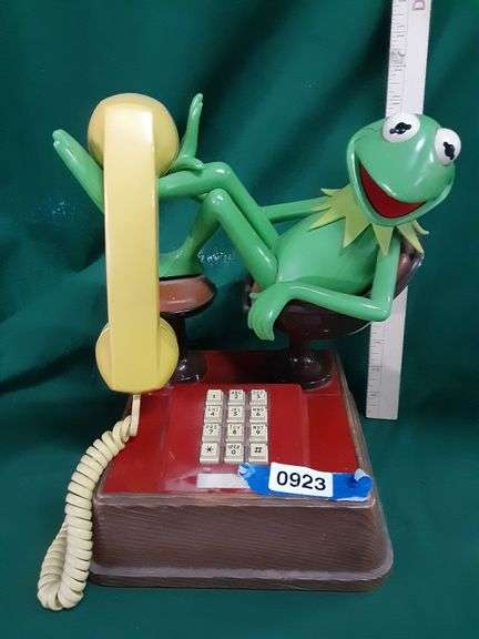 Vintage Kermit The Frog Phone - Delaware Auction Center